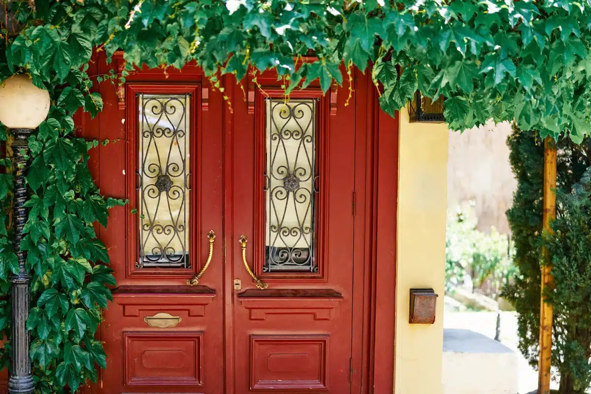 Guía completa sobre la madera rojiza: propiedades, usos y más - Maderas ...