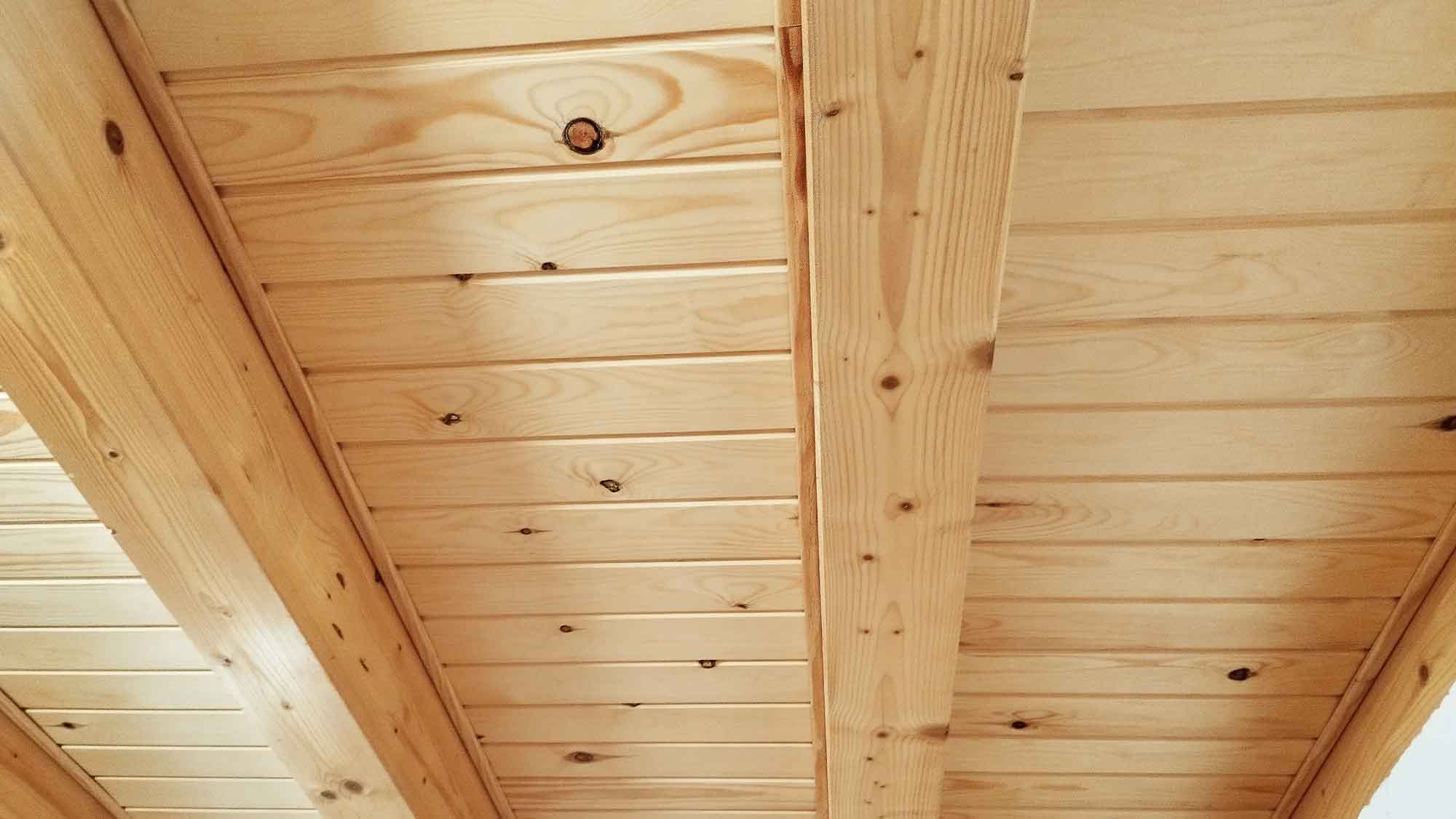 ¿Por qué la madera de pino es mejor que la madera de enebro?